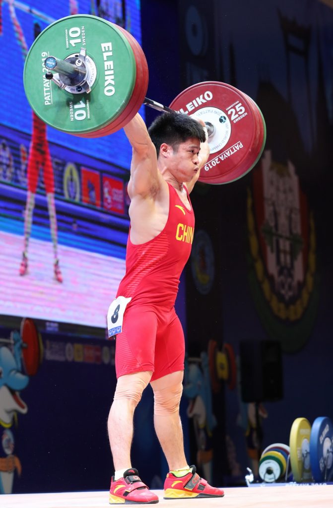 LI Fabin seized the Gold from IRAWAN – International Weightlifting ...
