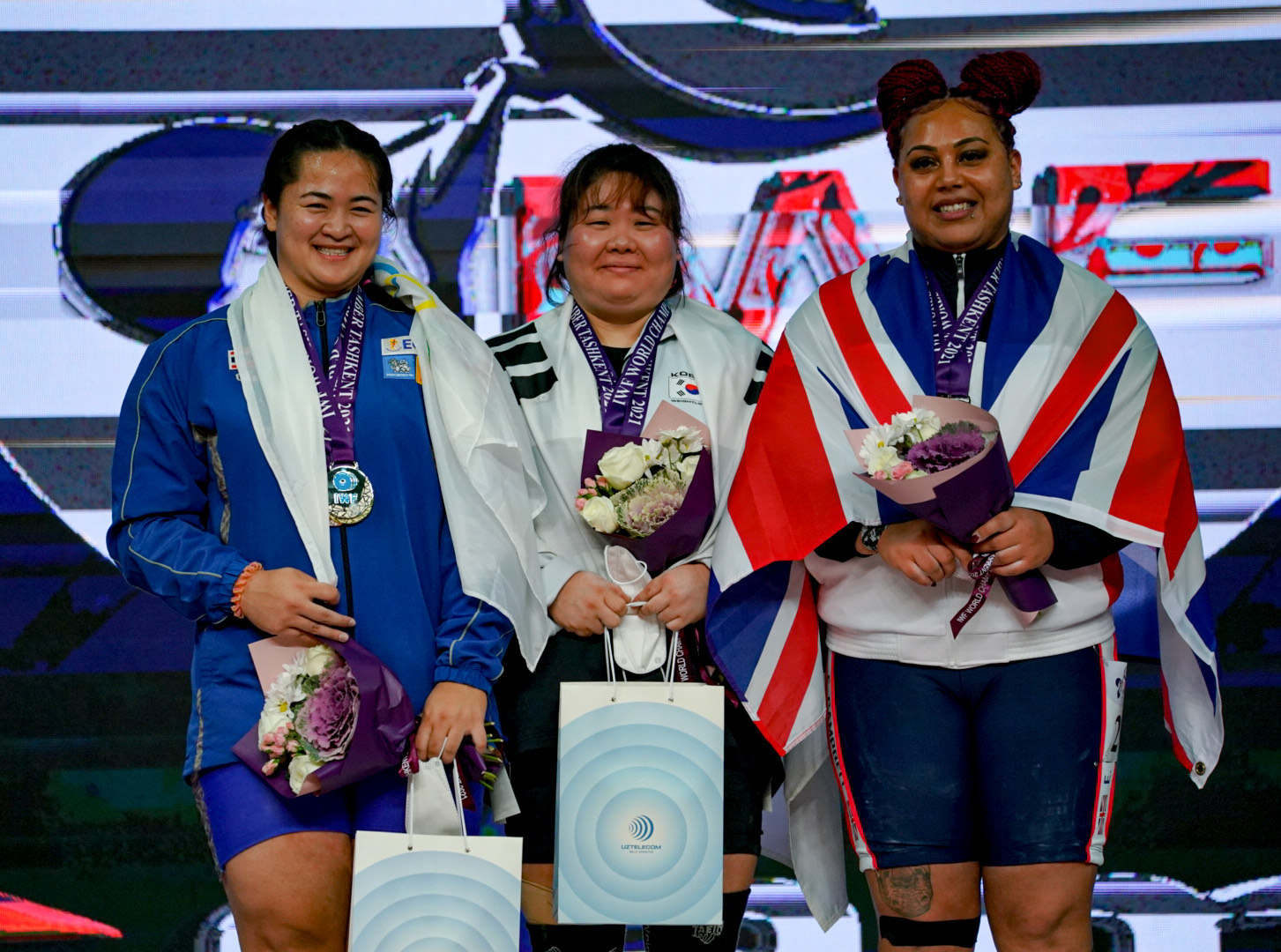 4 New World Records – Last Day at the 2021 IWF World Championships and ...