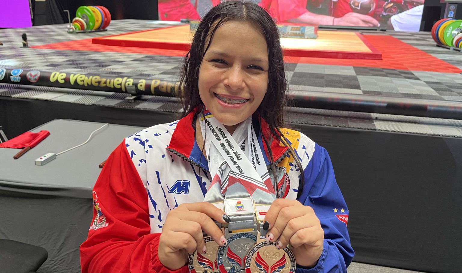 Caracas, Day 3: Mosquera makes last lift and Mayora bombs out in ...