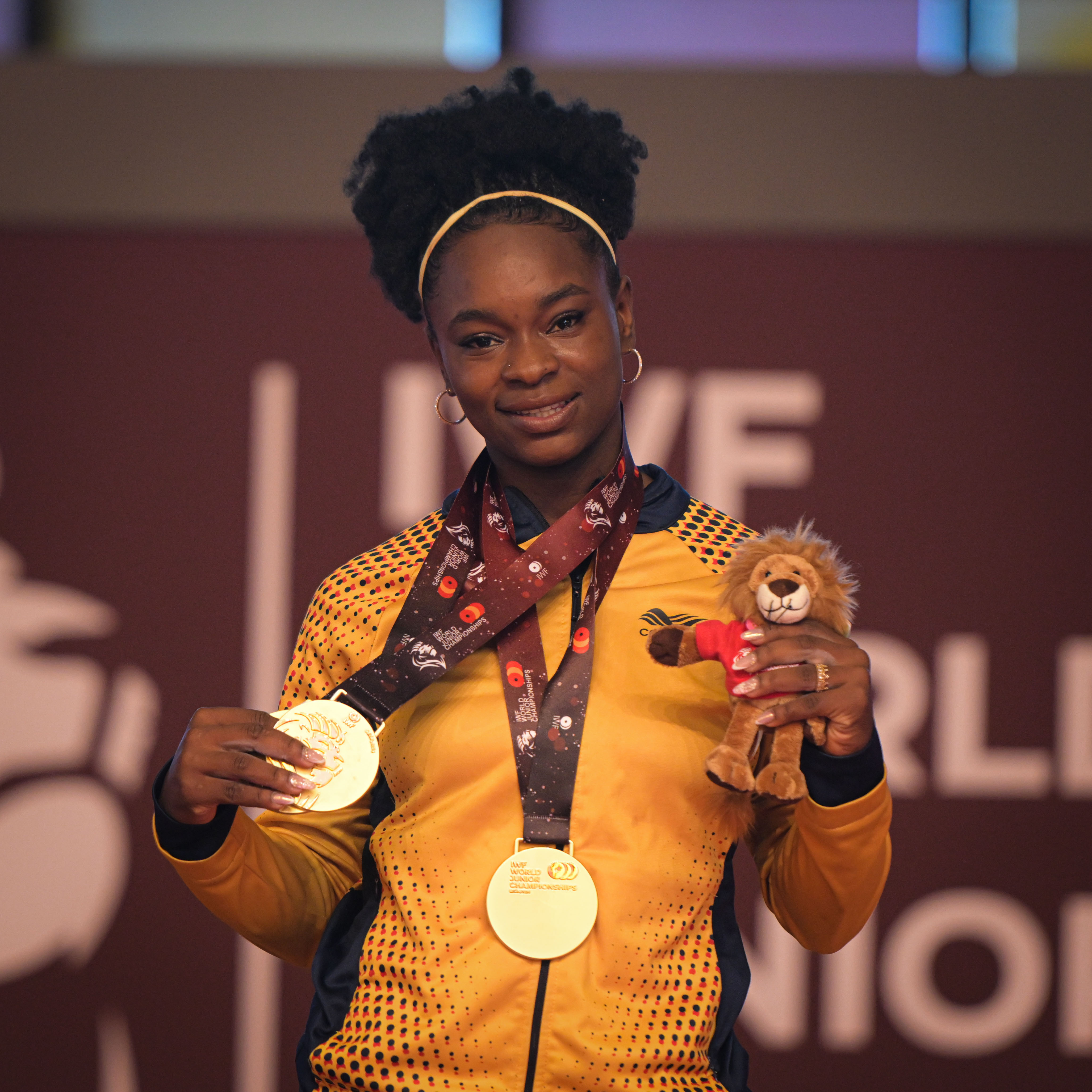 León, Day 4: Segura hits new heights for Colombia, another gold for USA ...