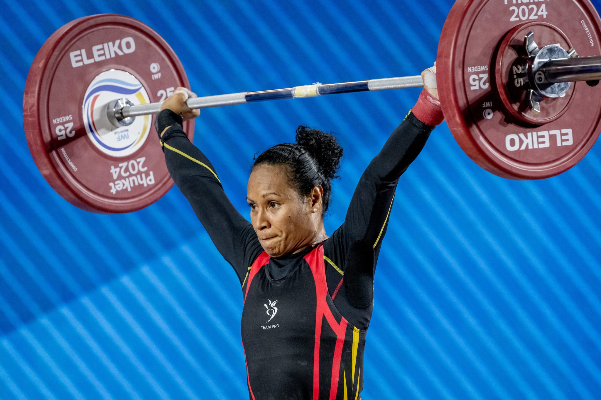 IWF120y/8 – 2000: Dika Toua (PNG), an example of longevity in sport ...